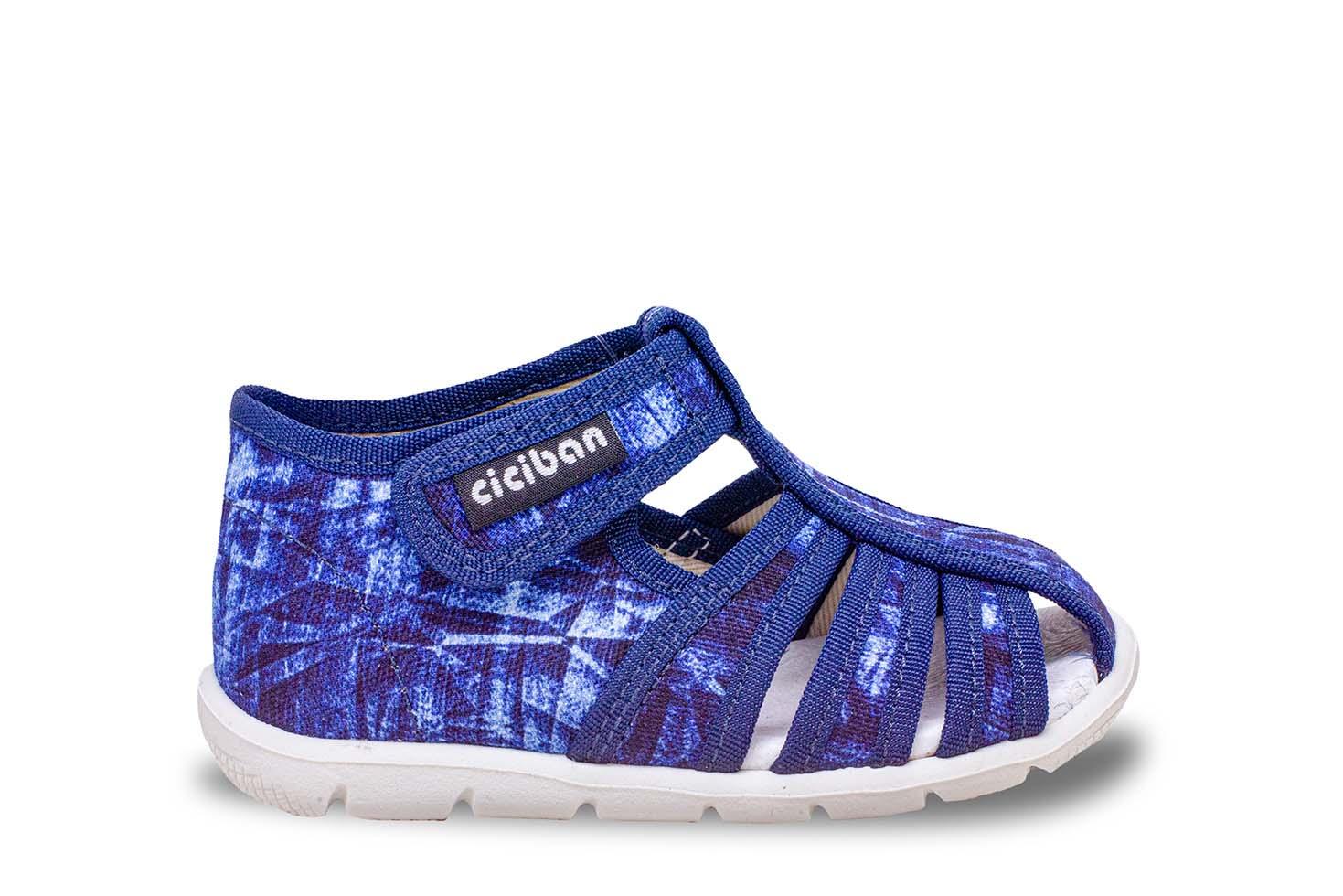 Mehki bombažni otroški copati - šolski copati | Ciciban webshop